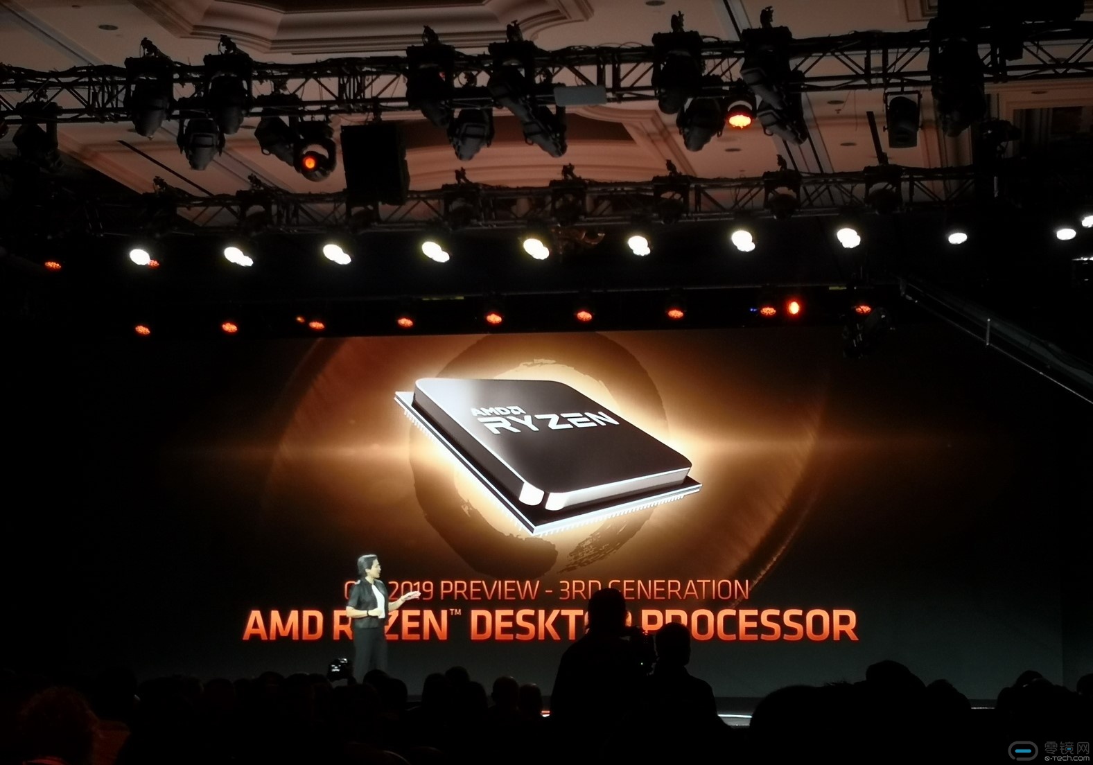 AMD 7nm工艺显卡CPU两开花，CES全程发大招 | 零镜网